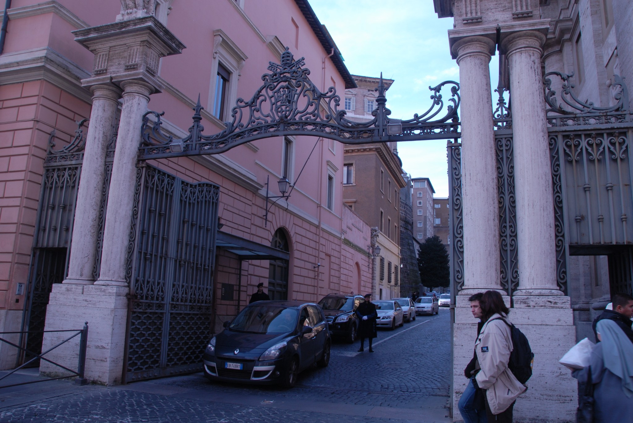 Vatican – a city state and enclave – Barry's Borderpoints