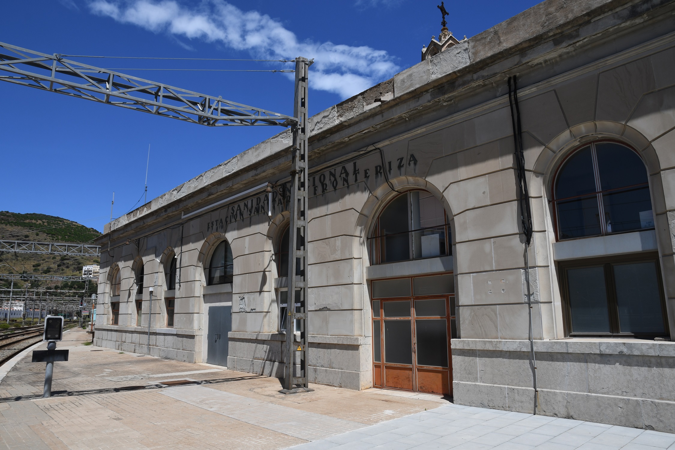 Cerbère and Portbou border Crossings – Barry's Borderpoints