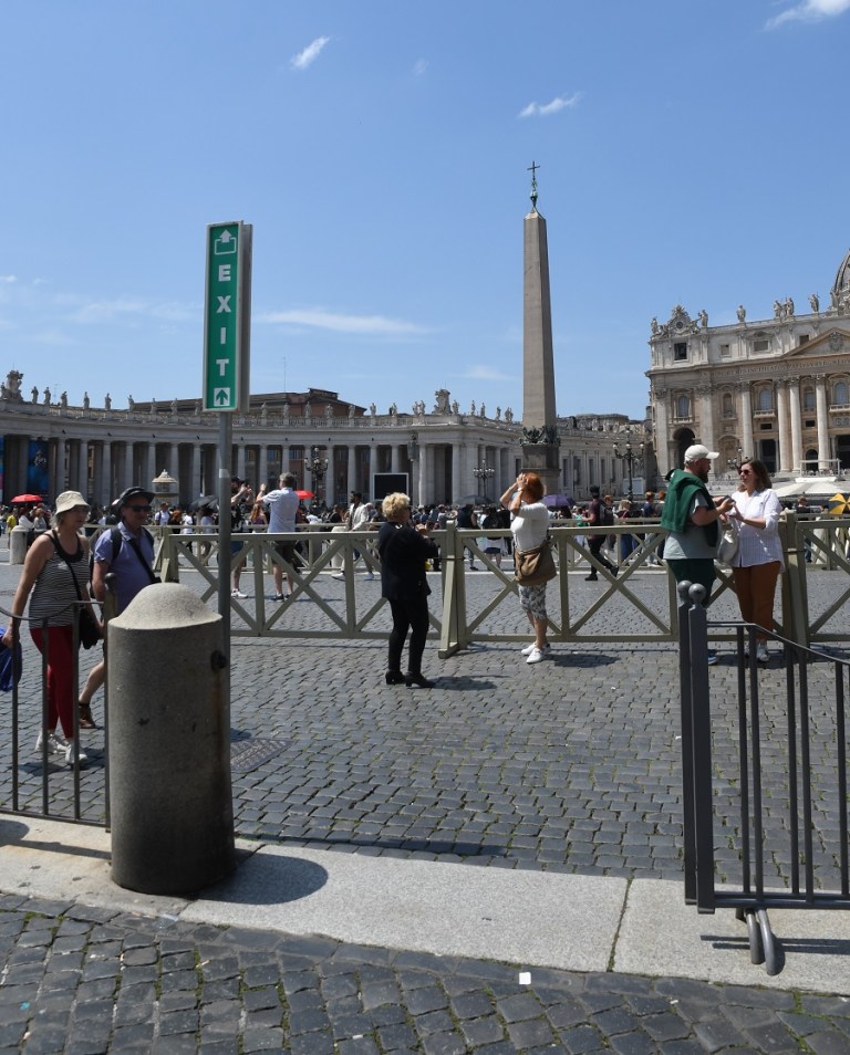 Vatican – a city state and enclave – Barry's Borderpoints