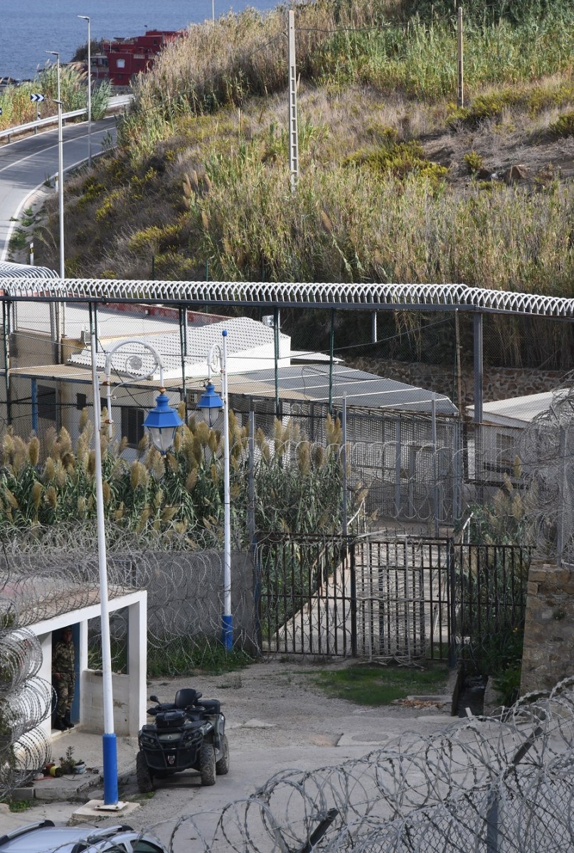 Belyounech – Benzú Border Crossing – Barry's Borderpoints