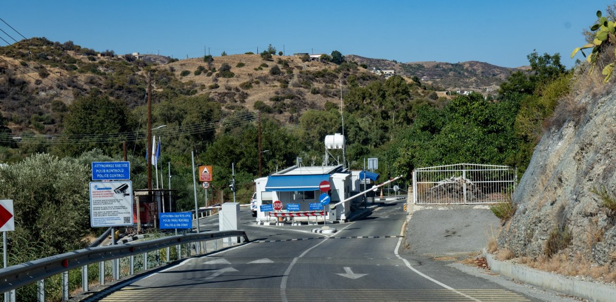 Limnitis – Kato Pyrgos Border Crossing – Barry's Borderpoints
